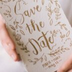 10 Font Gratis yang Cocok untuk Undangan Pernikahan - Maxipro