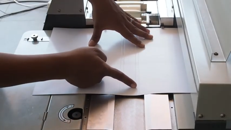 Mengenal Perfect Binding / Jilid Lem Panas (Glue Binding) - Maxipro