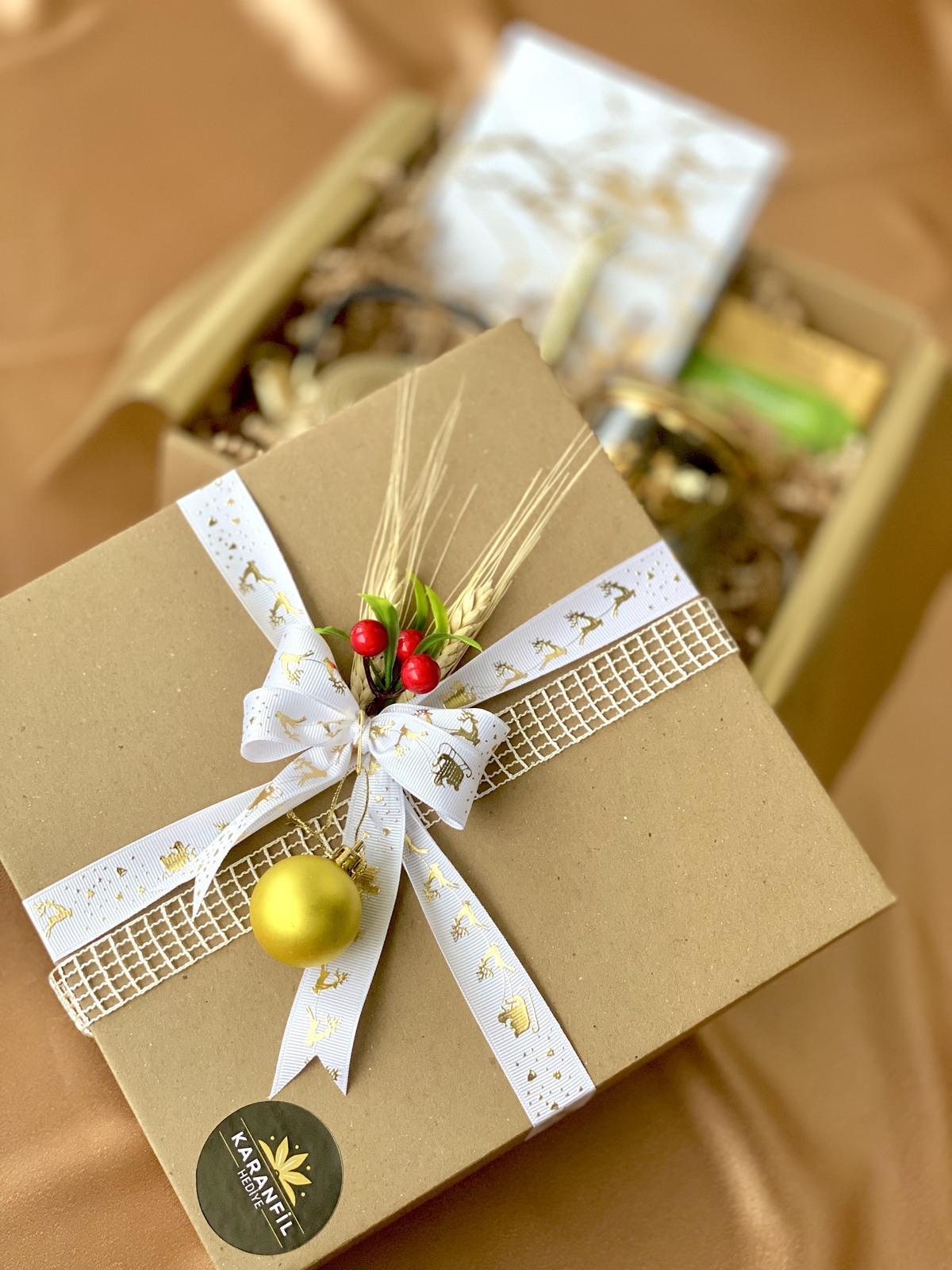 Kardus packing : Bahan, Jenis, dan Contoh Desain - Maxipro