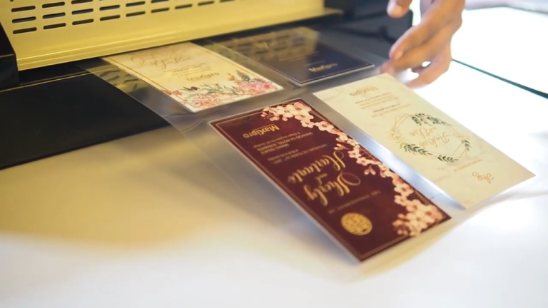 Tips & Cara Laminating Kertas: Suhu, Fungsi, Cara Melepasnya - Maxipro