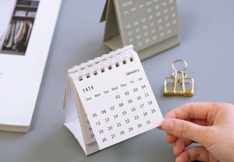 11 Macam Bentuk / Desain Kalender Menarik Yang Multiguna - Maxipro