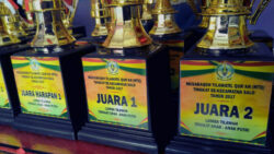 10 Template Desain Stiker Label Piala Biar Makin Eksklusif dan Berkesan ...